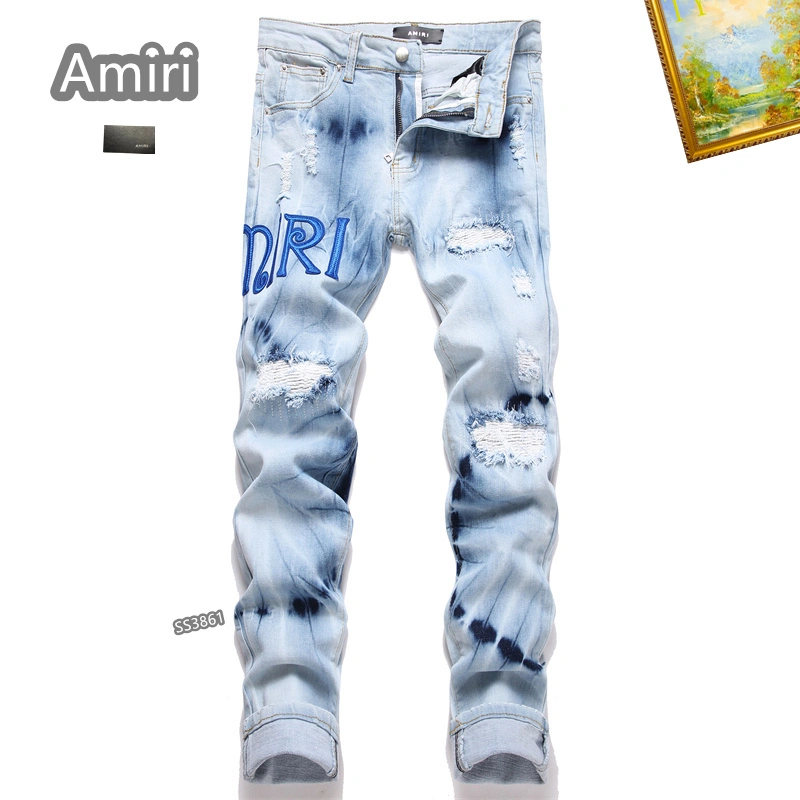 Low-cost Amiri Jeans
