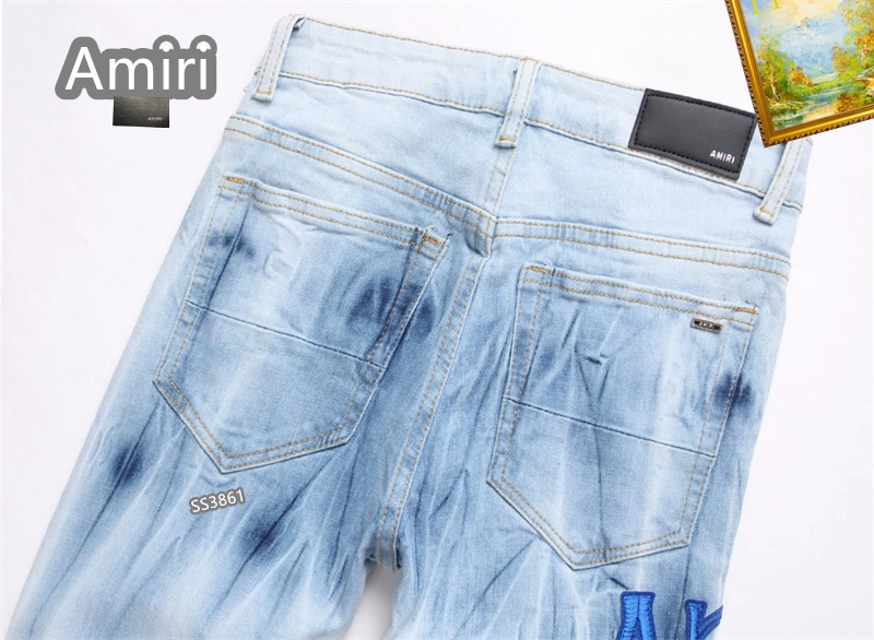 Low-cost Amiri Jeans
