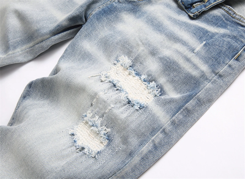 Accurate model Amiri Jeans
