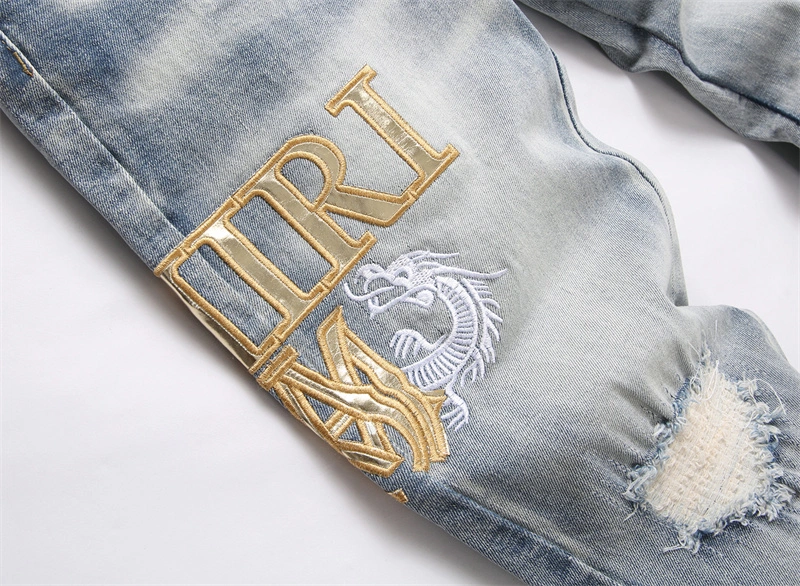 Accurate model Amiri Jeans