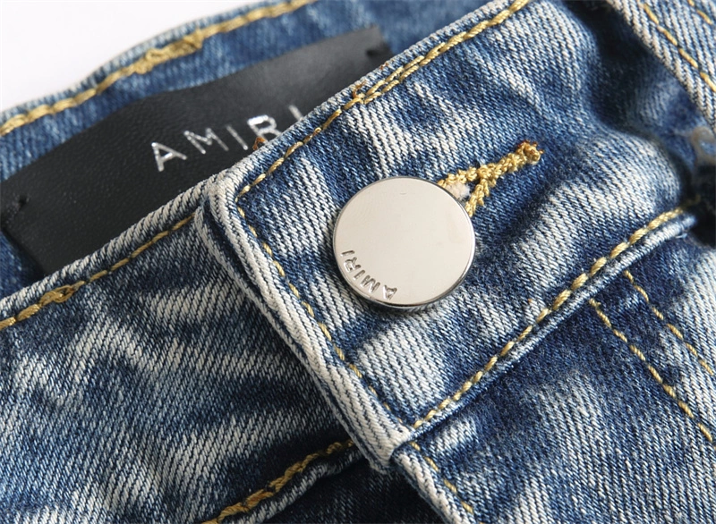 Accurate model Amiri Jeans