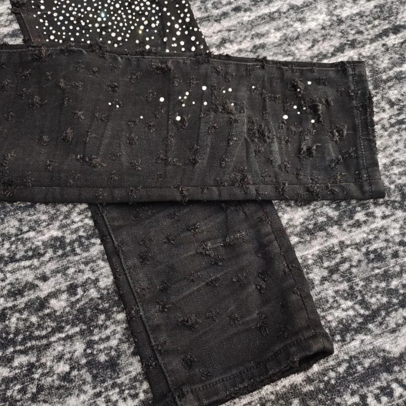 Inexpensive Amiri Jeans