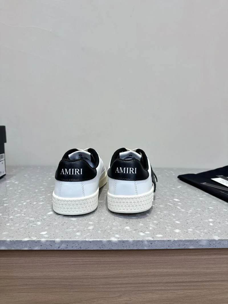 Accurate model Amiri Shoes