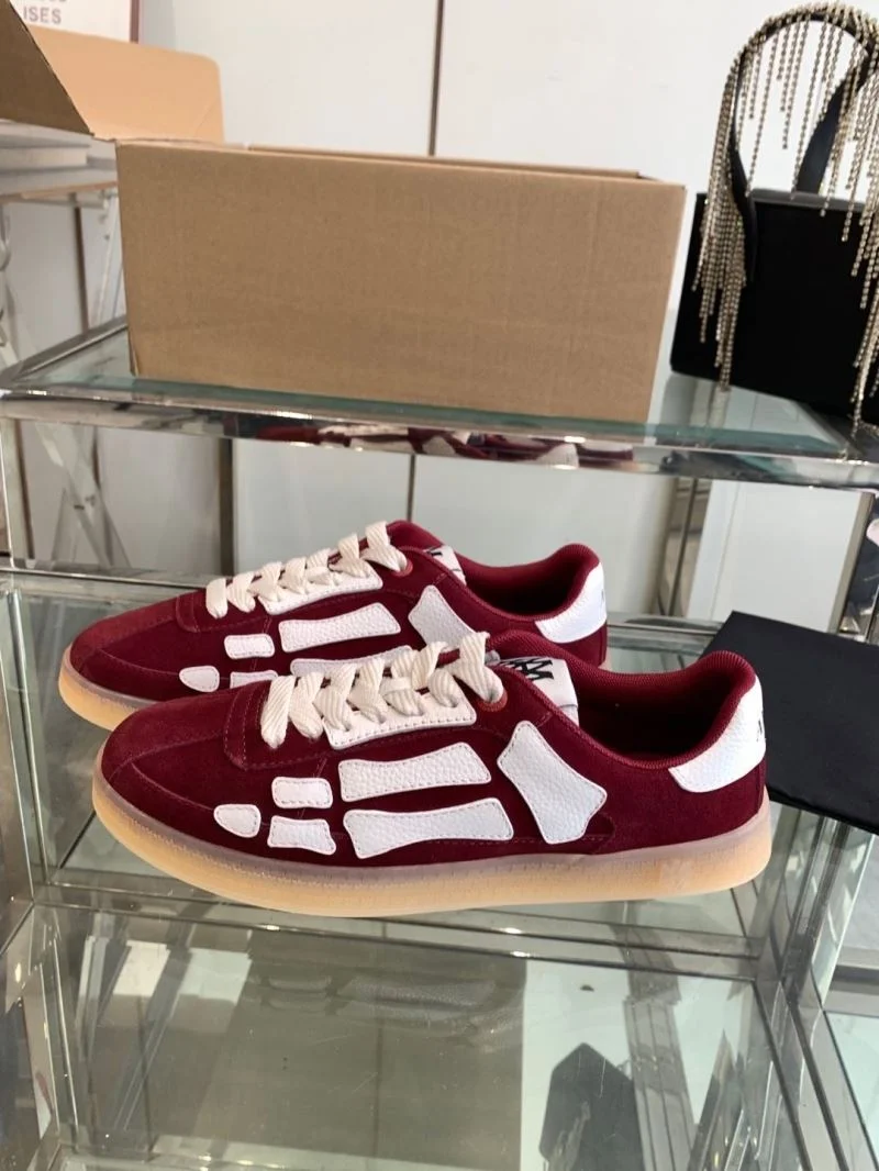 Accurate model Amiri Shoes