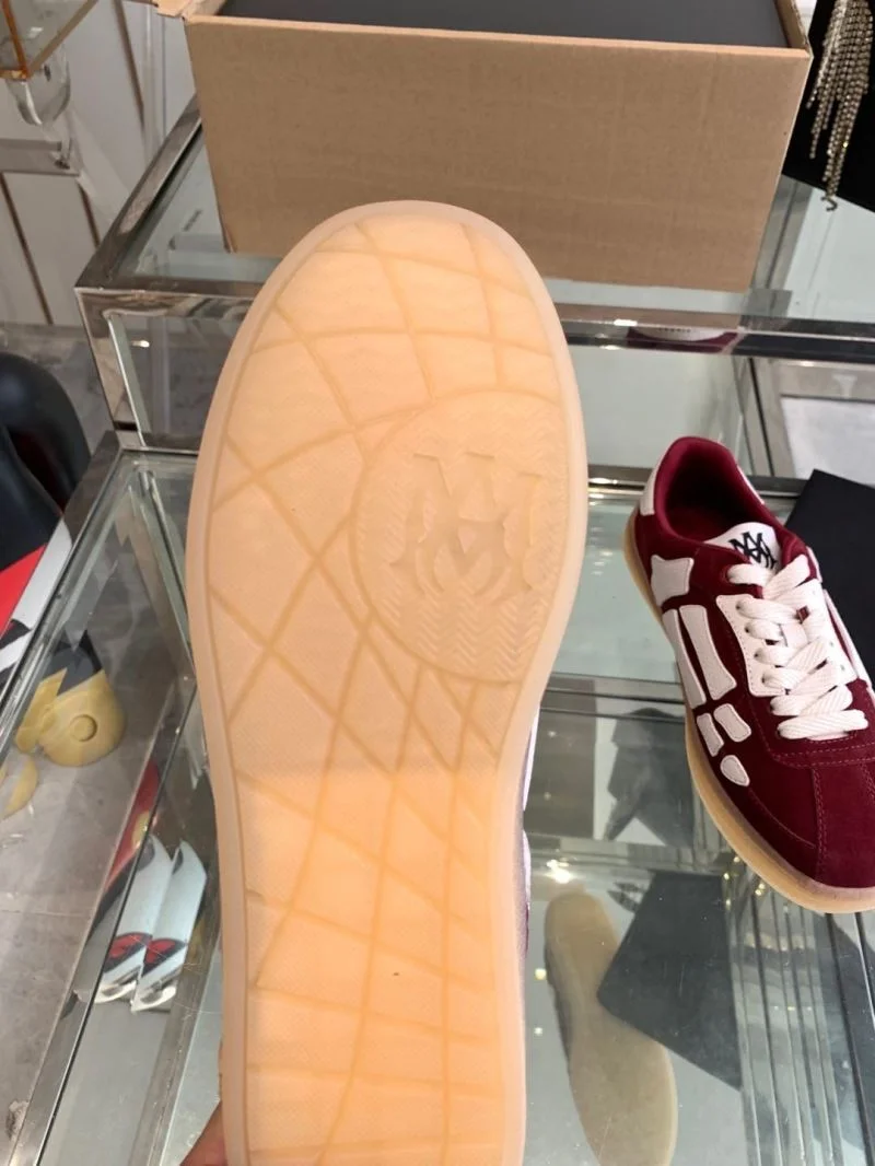 Accurate model Amiri Shoes