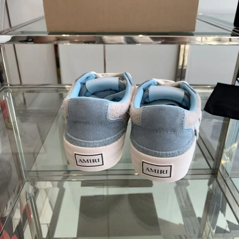 Accurate model Amiri Shoes