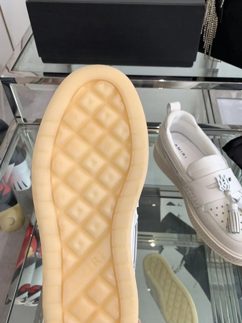 Accurate model Amiri Shoes