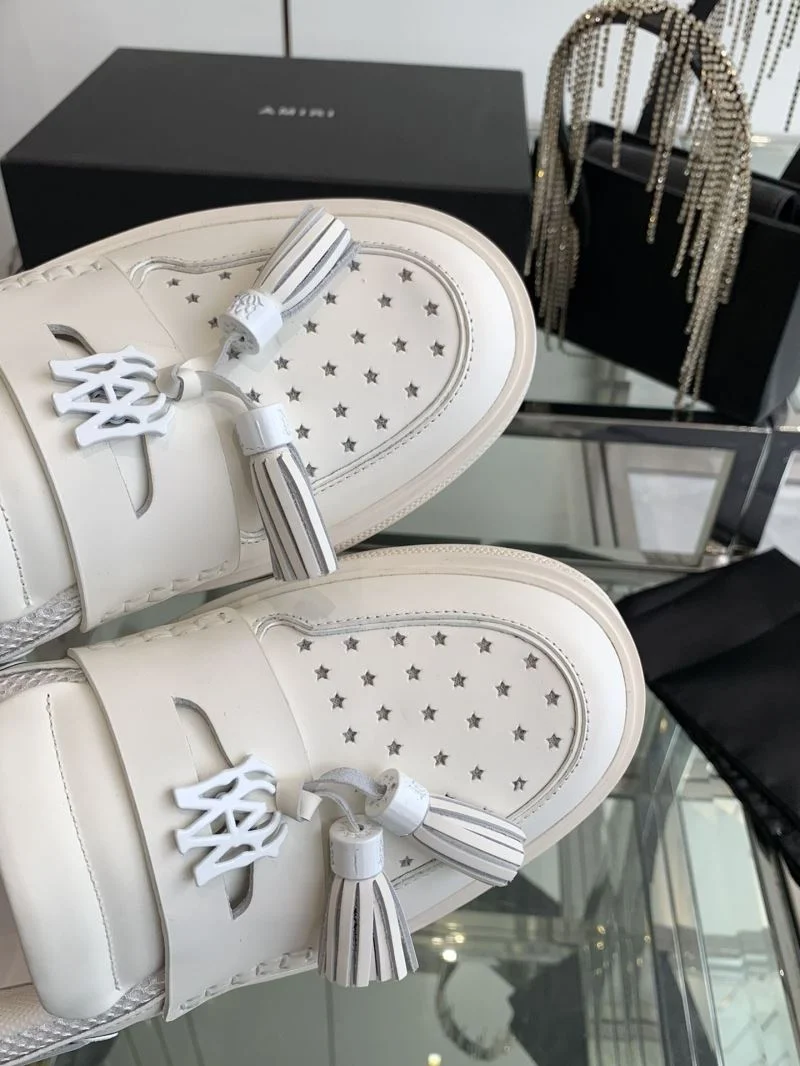 Accurate model Amiri Shoes