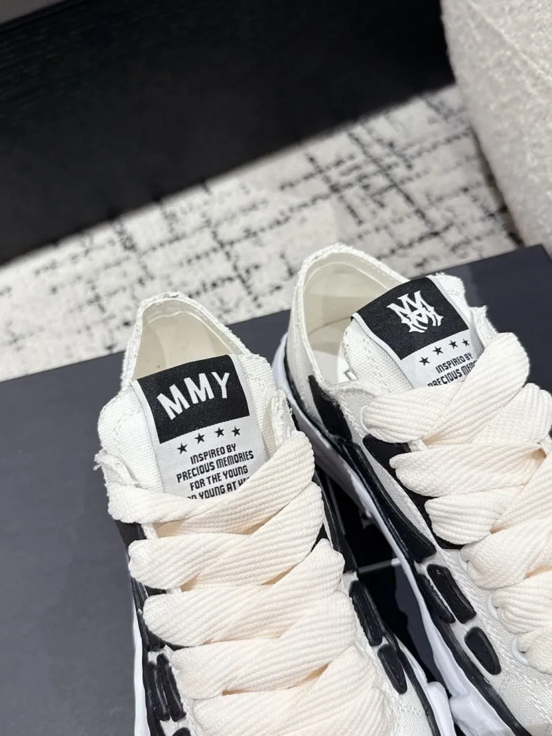 Low-cost Amiri Shoes