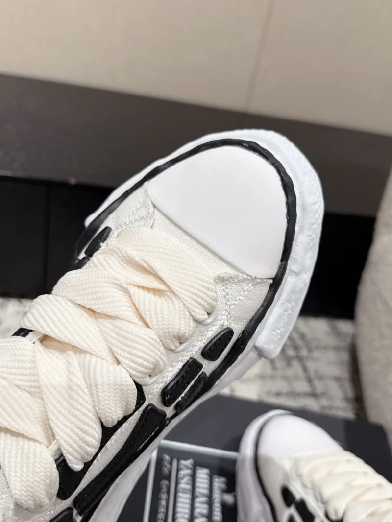 Low-cost Amiri Shoes