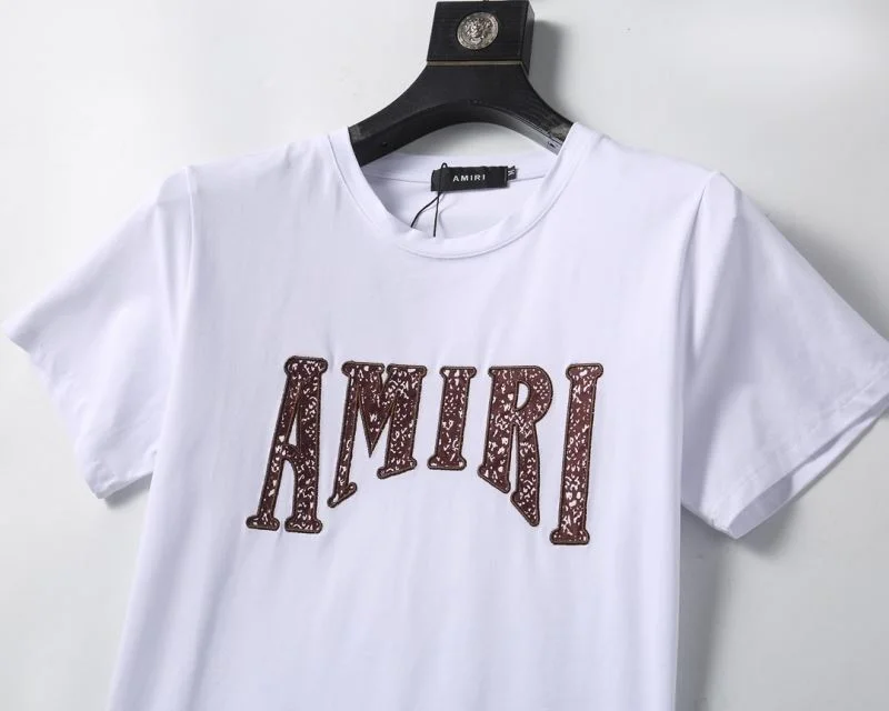 Accurate model Amiri Short Suits