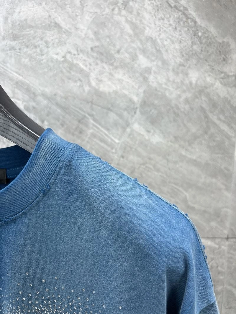 Budget-friendly Amiri Short Suits