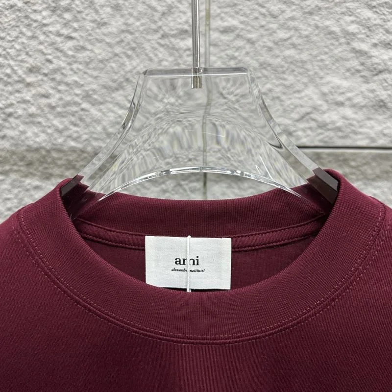 Indistinguishable Amiri T-Shirts