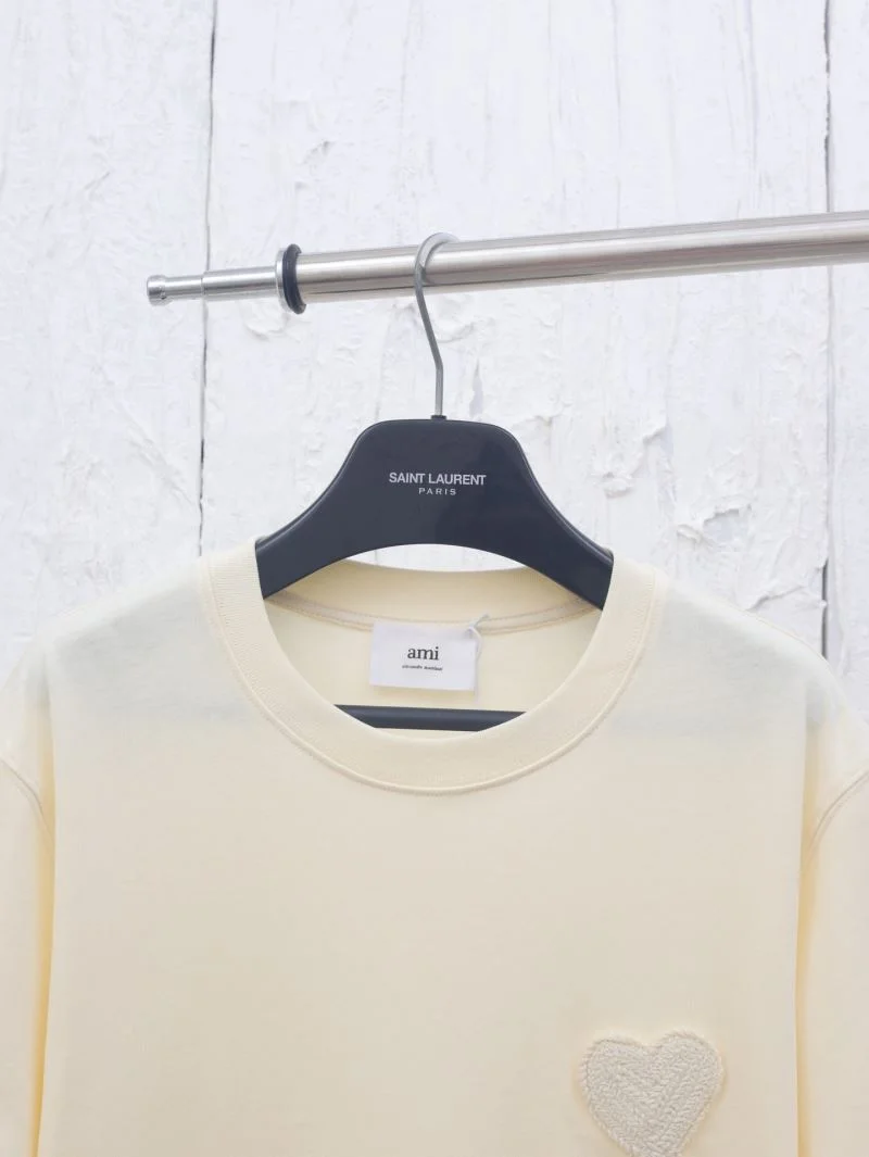 Budget-friendly Amiri T-Shirts