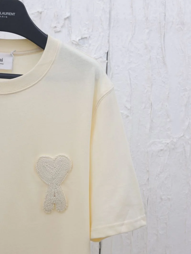 Budget-friendly Amiri T-Shirts