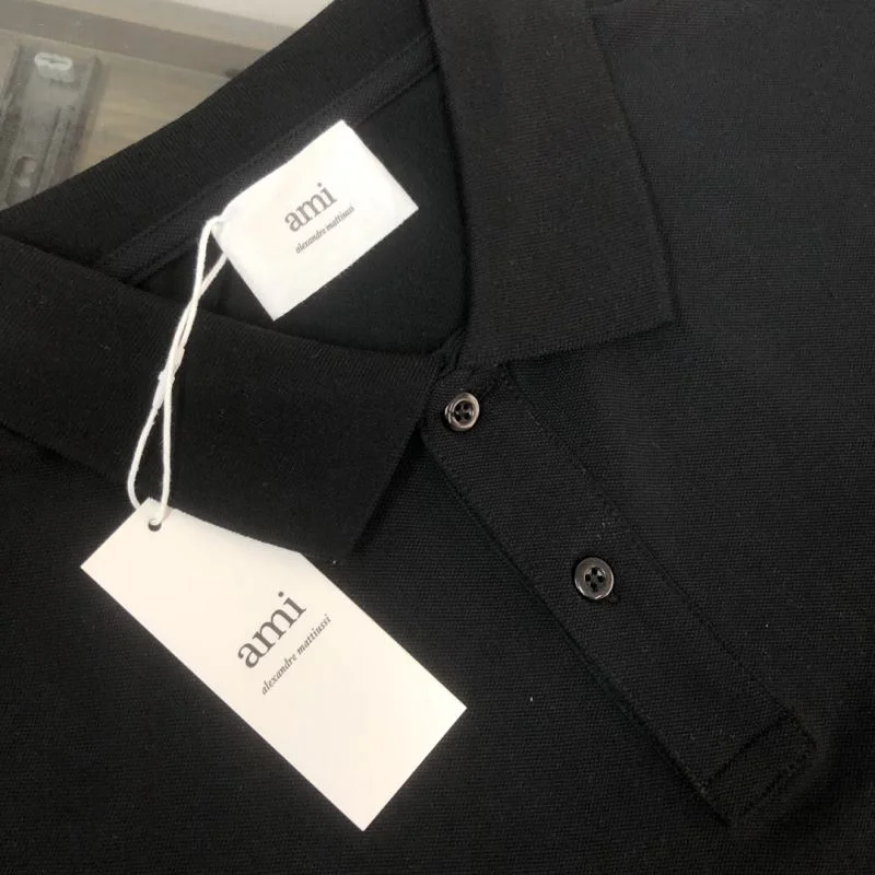 Indistinguishable Amiri T-Shirts
