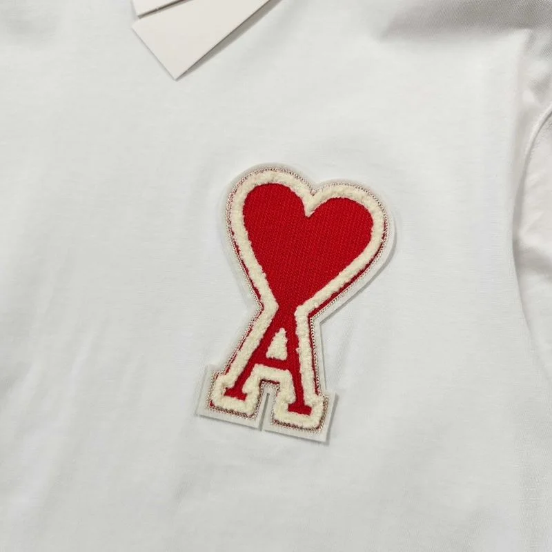 Accurate model Amiri T-Shirts