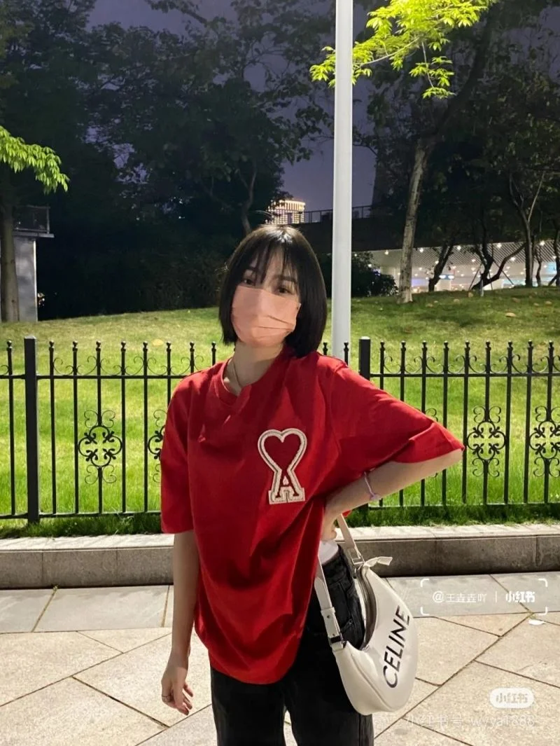 Accurate model Amiri T-Shirts