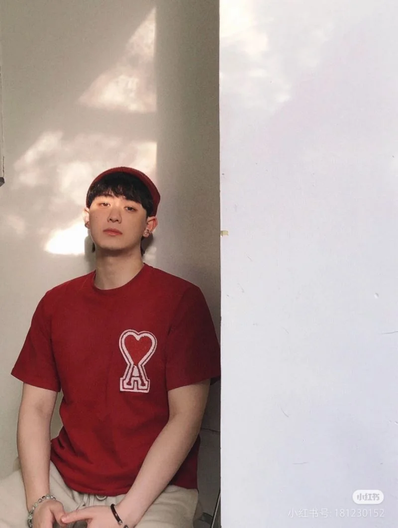 Accurate model Amiri T-Shirts