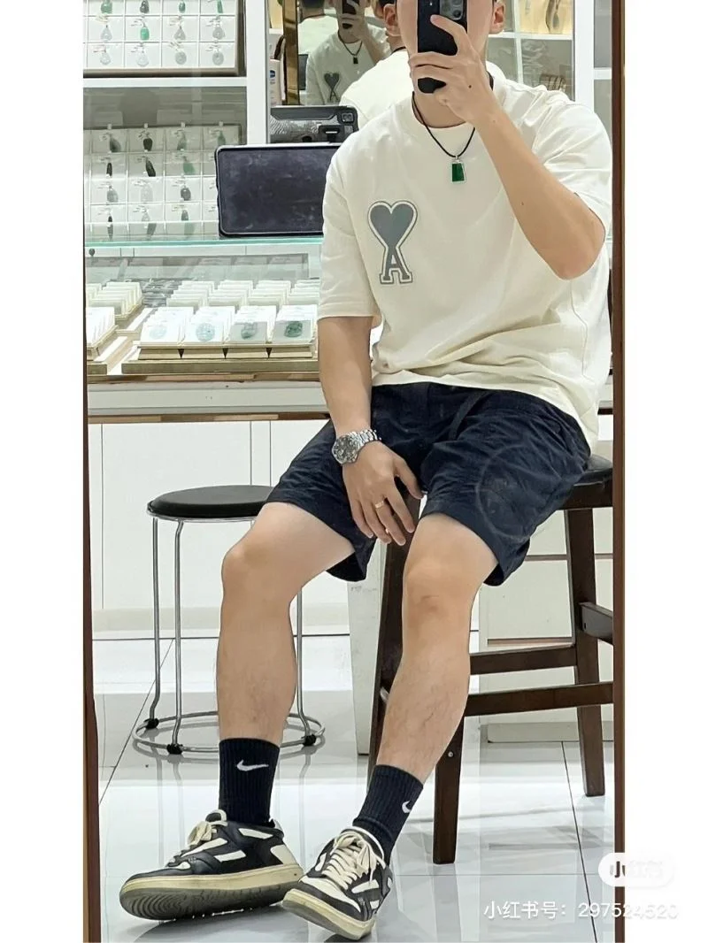 Accurate model Amiri T-Shirts