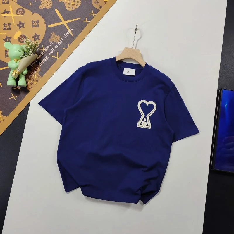 Accurate model Amiri T-Shirts