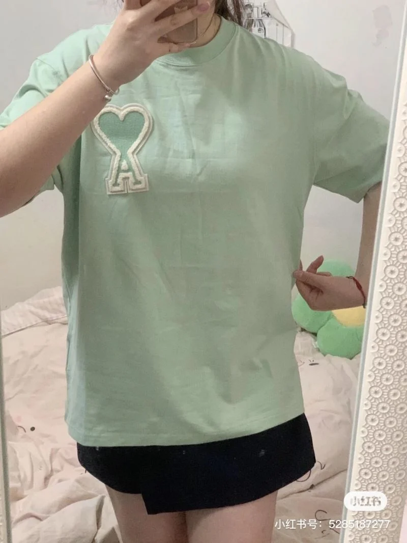 Accurate model Amiri T-Shirts