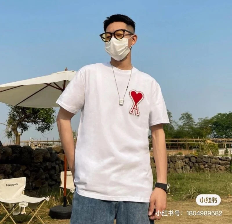 Accurate model Amiri T-Shirts