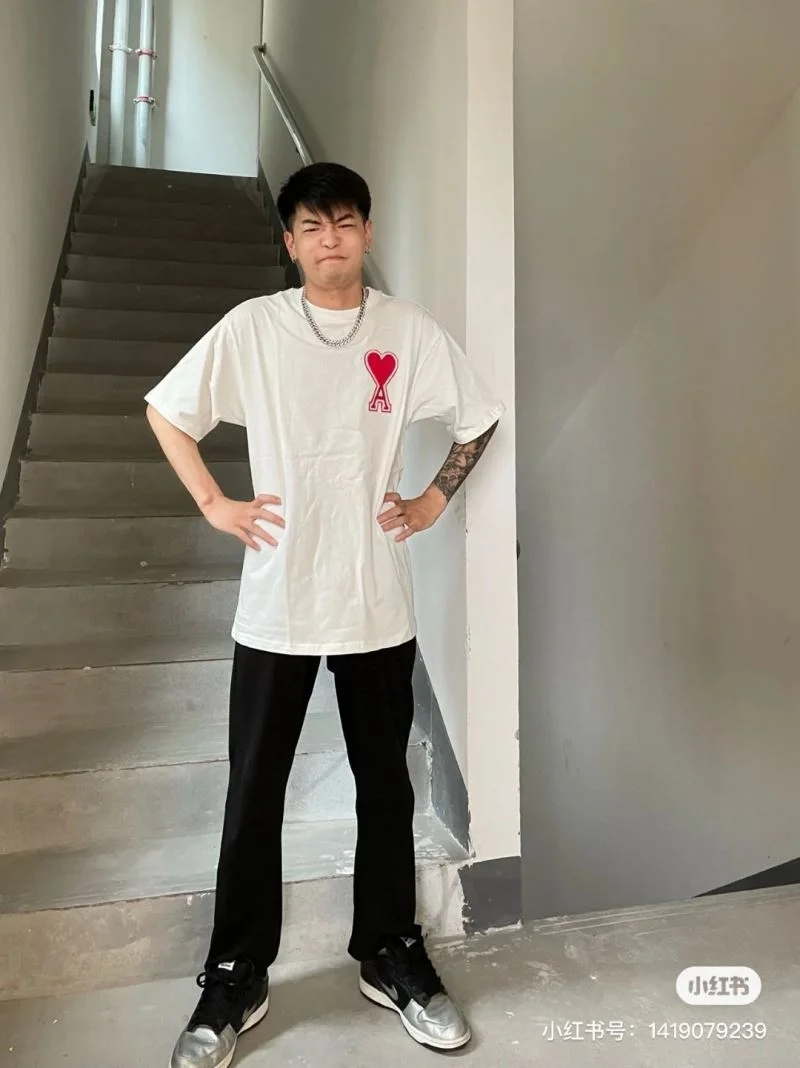 Accurate model Amiri T-Shirts