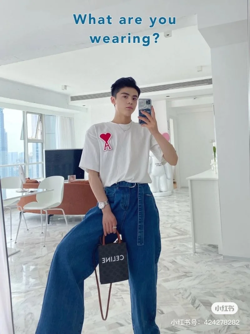 Accurate model Amiri T-Shirts