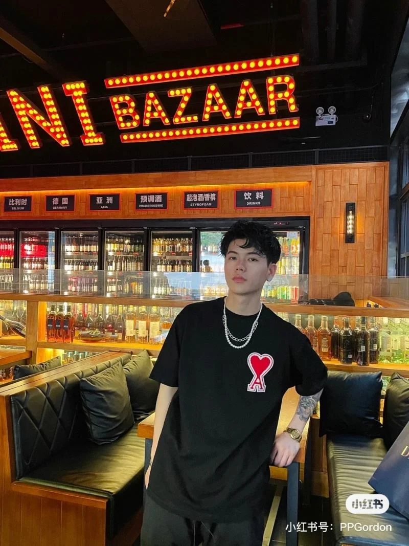 Accurate model Amiri T-Shirts