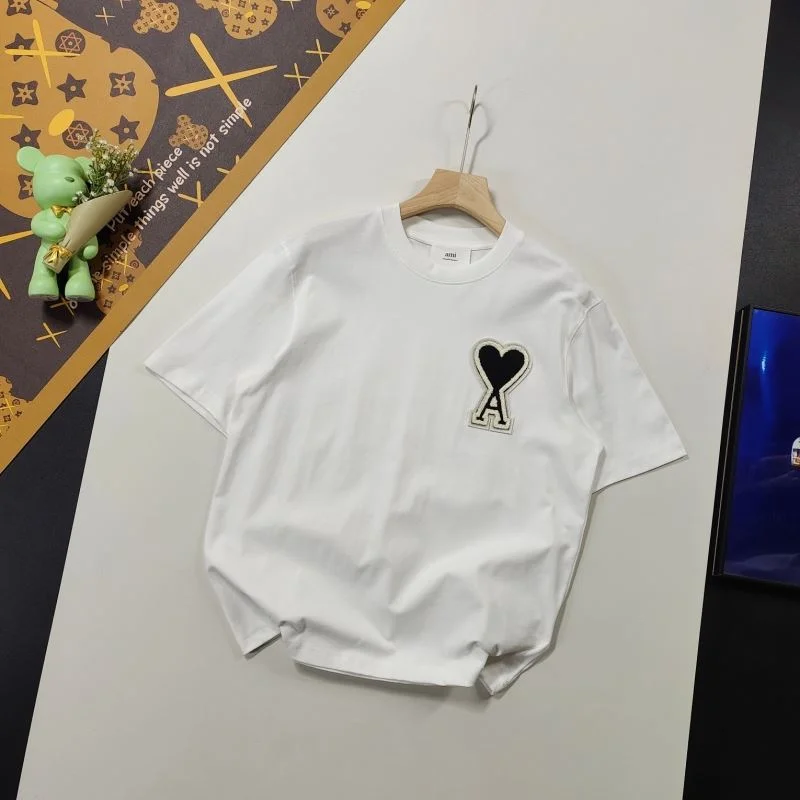 Accurate model Amiri T-Shirts