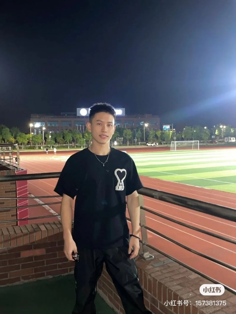 Accurate model Amiri T-Shirts