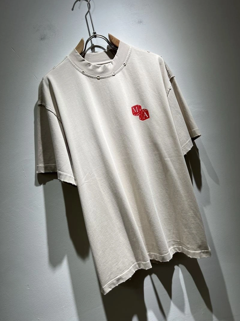 Accurate model Amiri T-Shirts