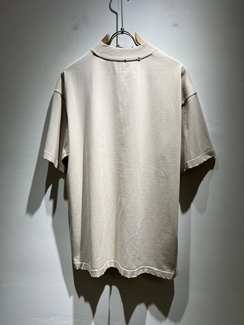 Accurate model Amiri T-Shirts