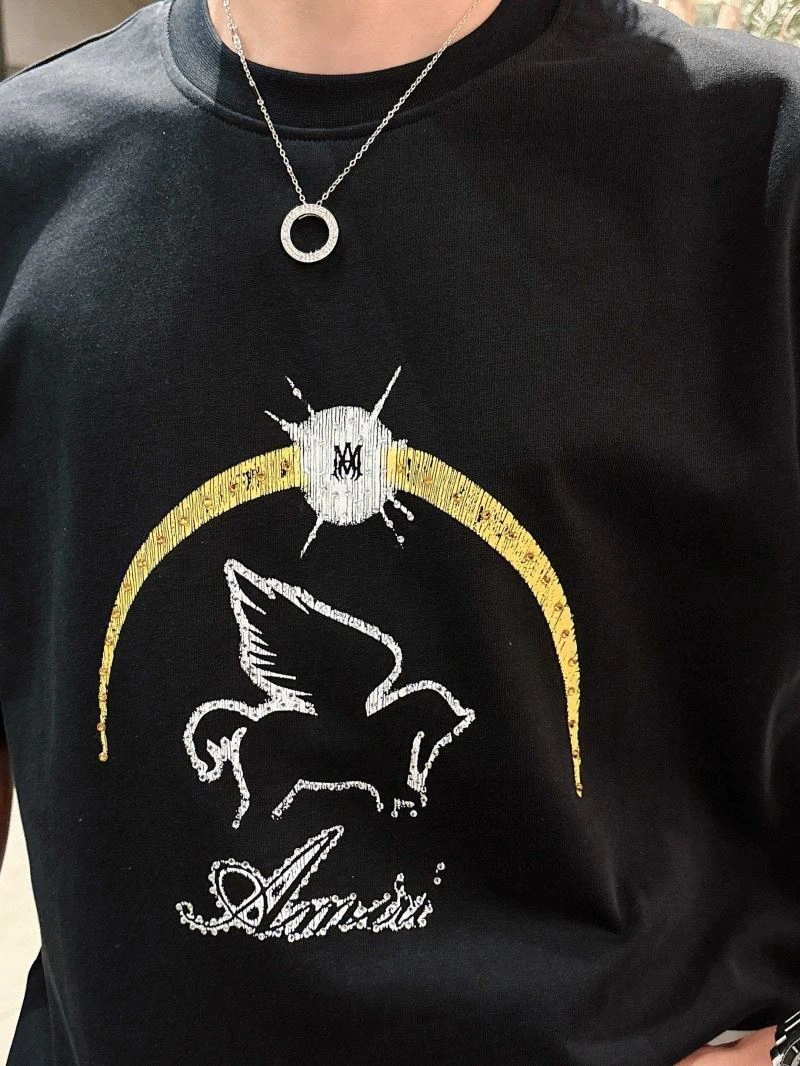 Indistinguishable Amiri T-Shirts