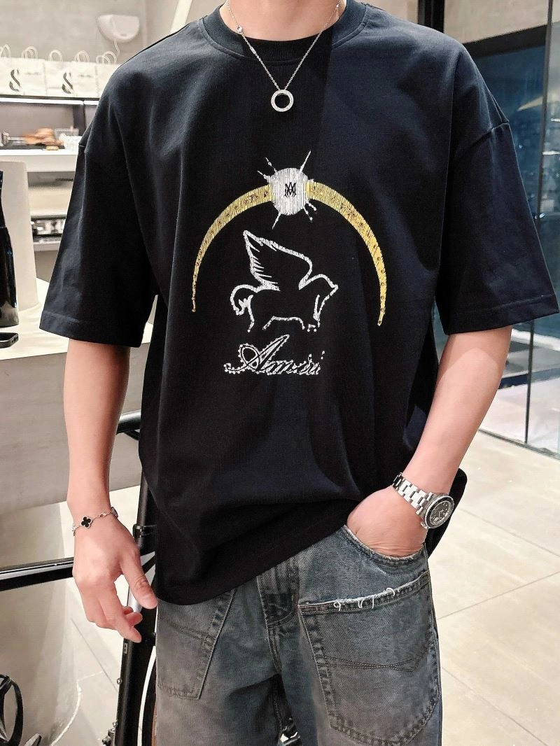 Indistinguishable Amiri T-Shirts