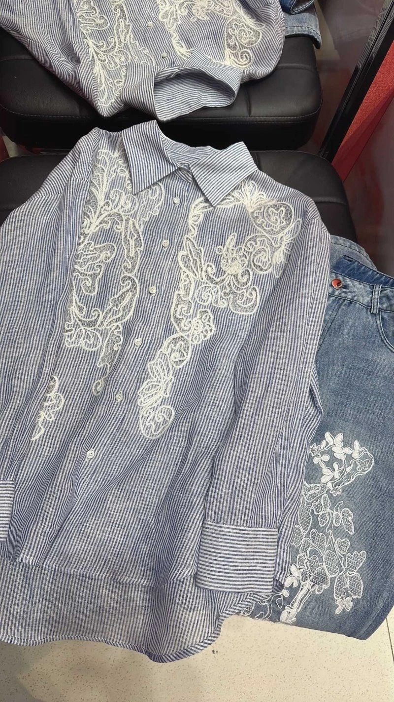 Top match Ann Andelman Shirts