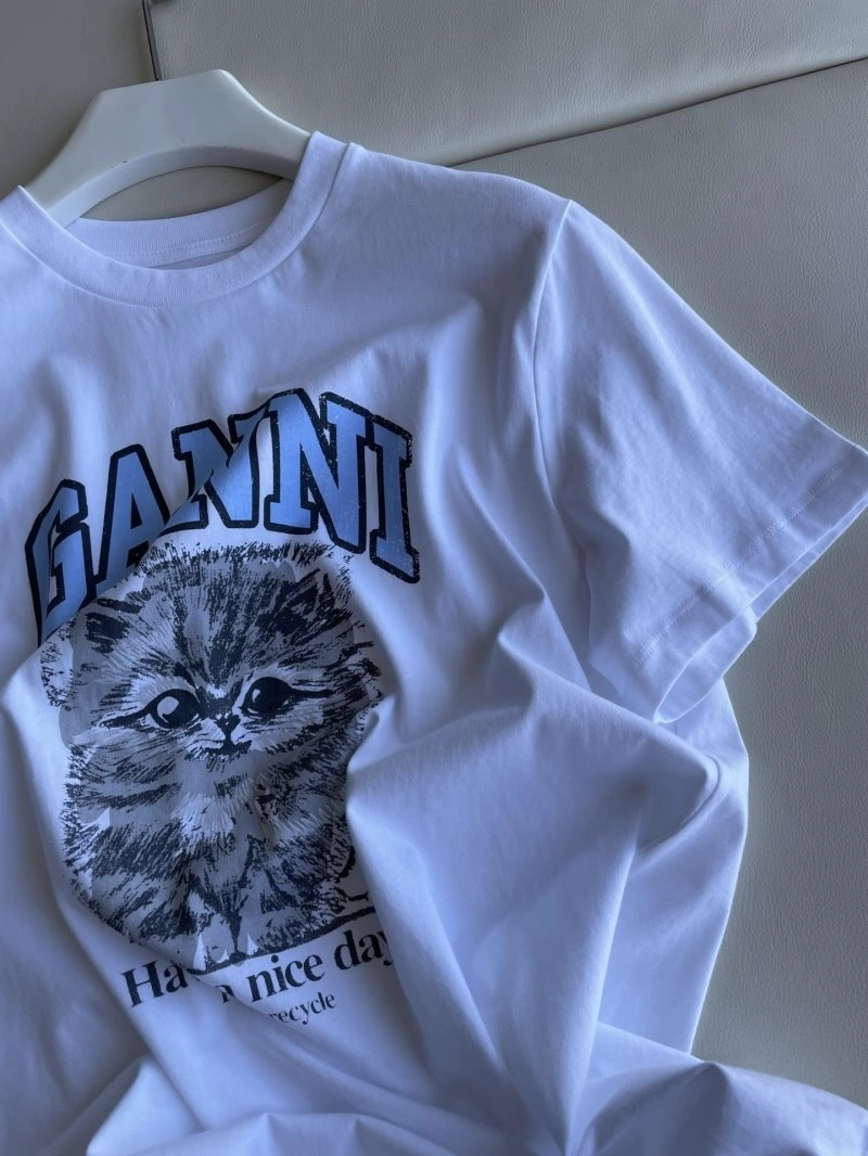 Value-priced Ann Andelman T-Shirts
