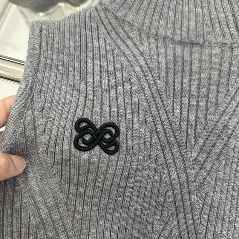 Value-priced Ann Andelman Vest