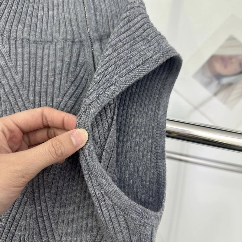 Value-priced Ann Andelman Vest
