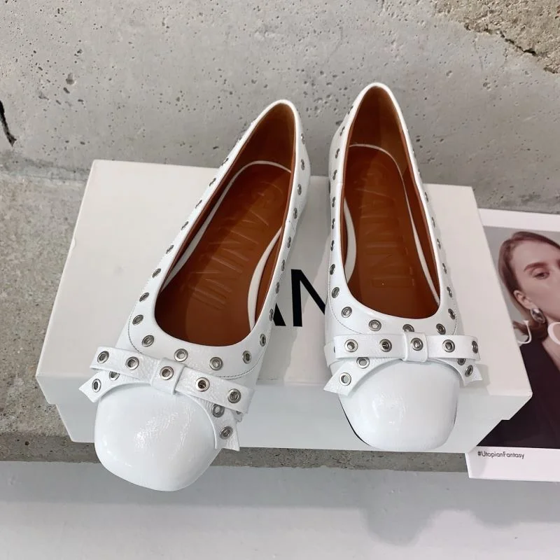 Accurate model Ann Demeulemeester Shoes