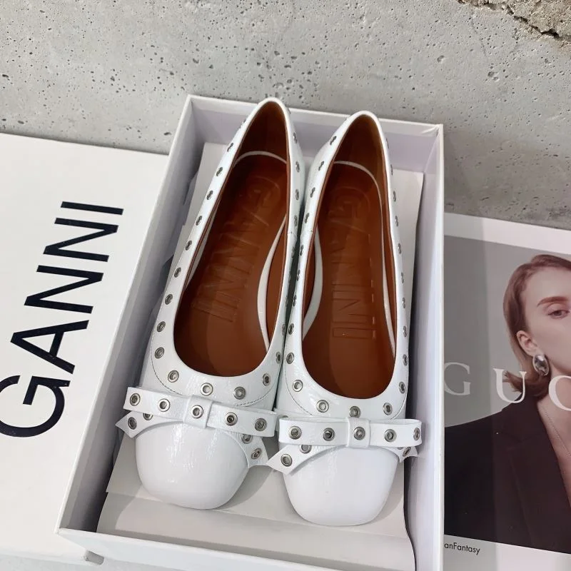 Accurate model Ann Demeulemeester Shoes