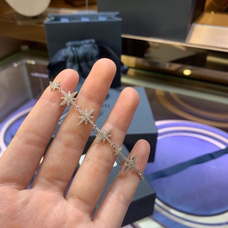 Accurate model Apm Bracelets