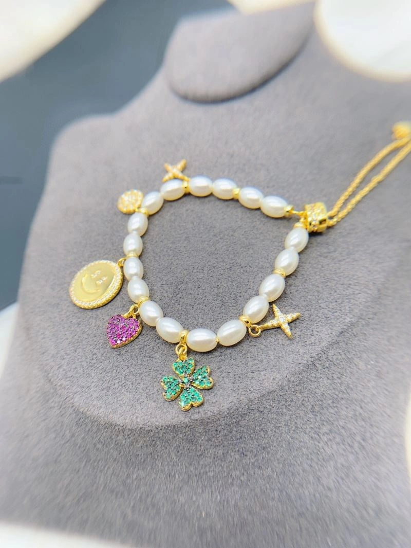 Mirror quality Apm Bracelets