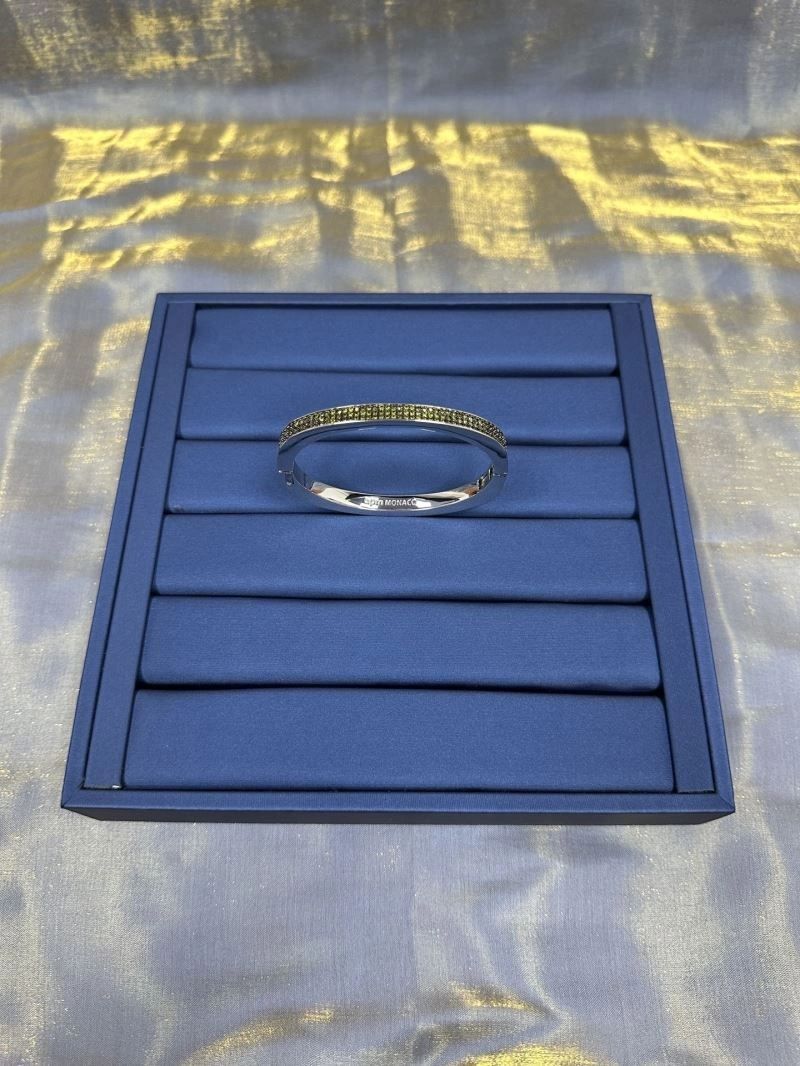 Bargain Apm Bracelets