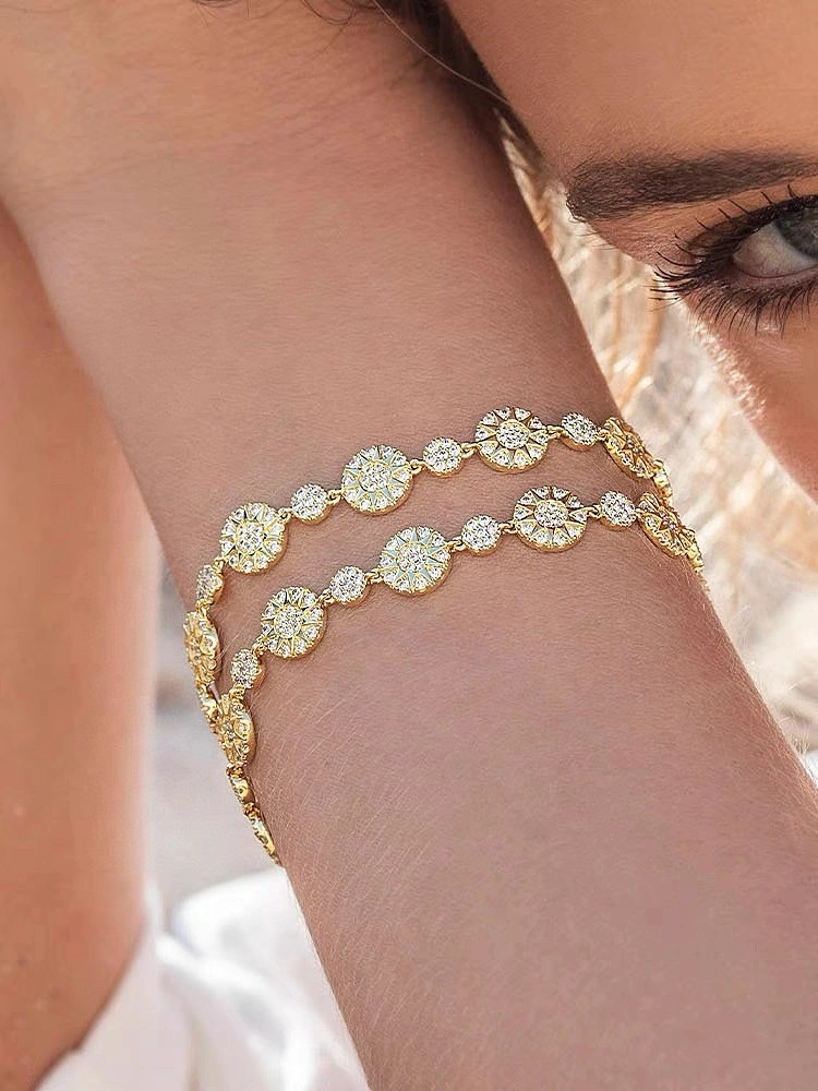 Cut-rate Apm Bracelets