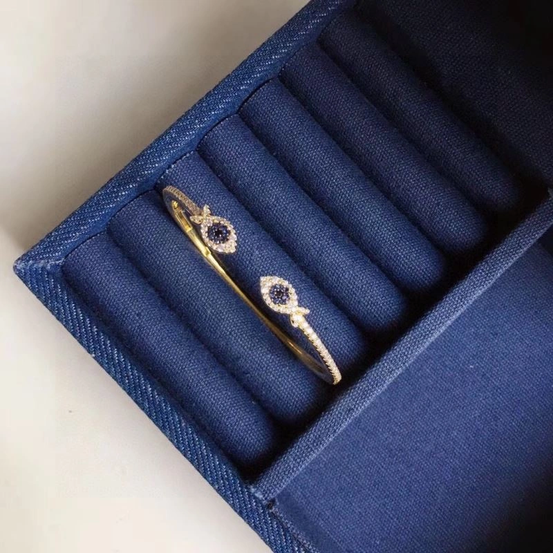Budget-friendly Apm Bracelets