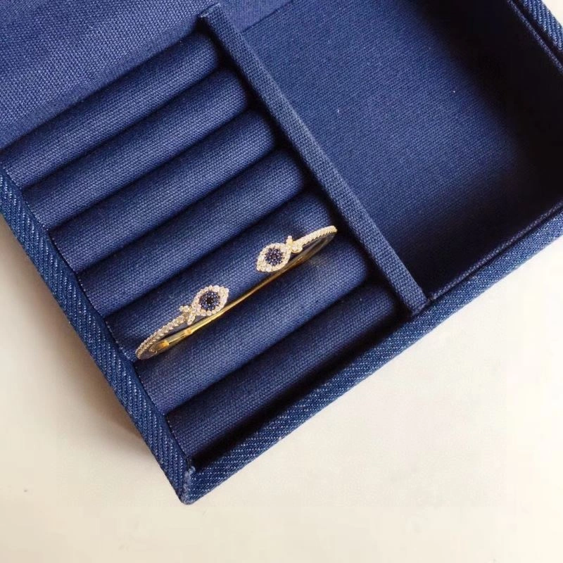 Budget-friendly Apm Bracelets