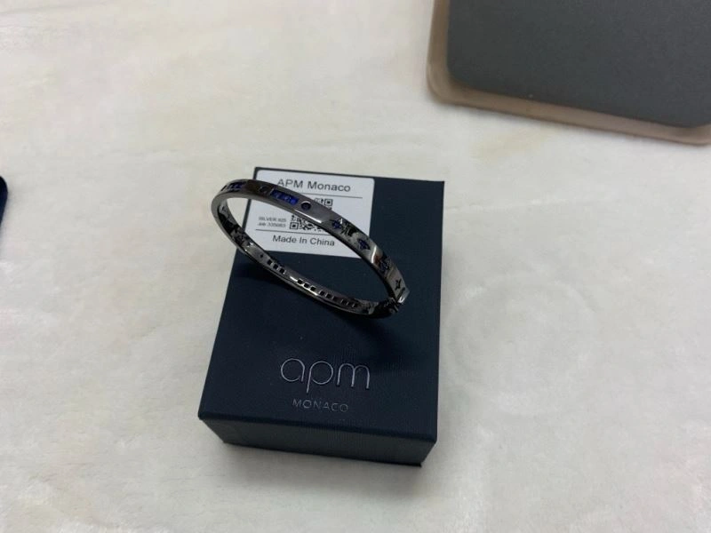 Cut-rate Apm Bracelets