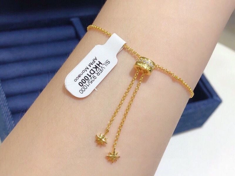 Budget-friendly Apm Bracelets